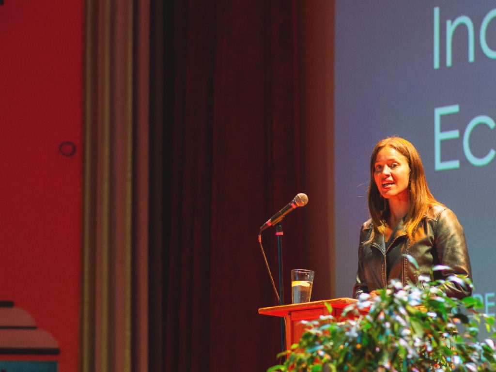 Apply – AWEsome Business Competition